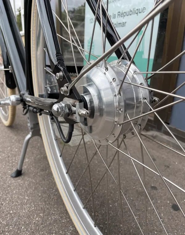 Watt Boston Male Black 2023 destock vélo de ville électrique