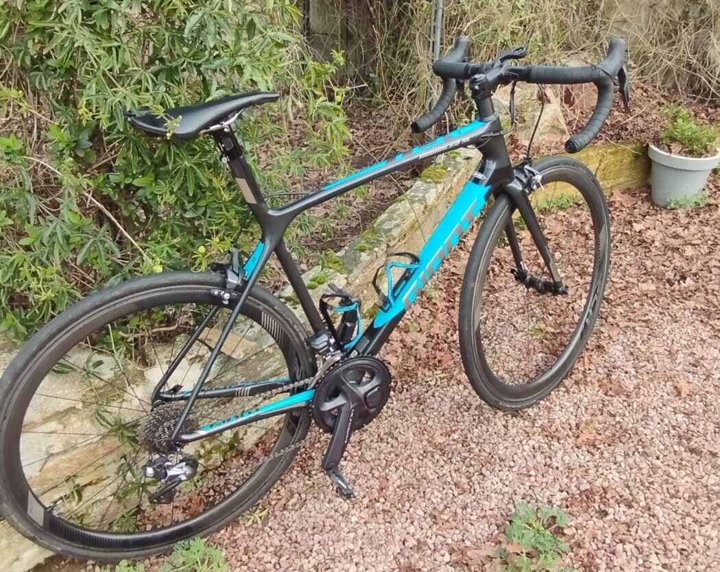 Giant TCR advanced SL 1 2019 vélo route occasion