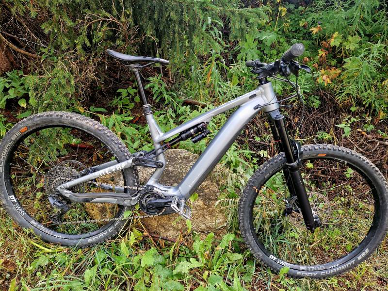 Commencal Meta Power 29 Team 2021 VTT enduro électrique