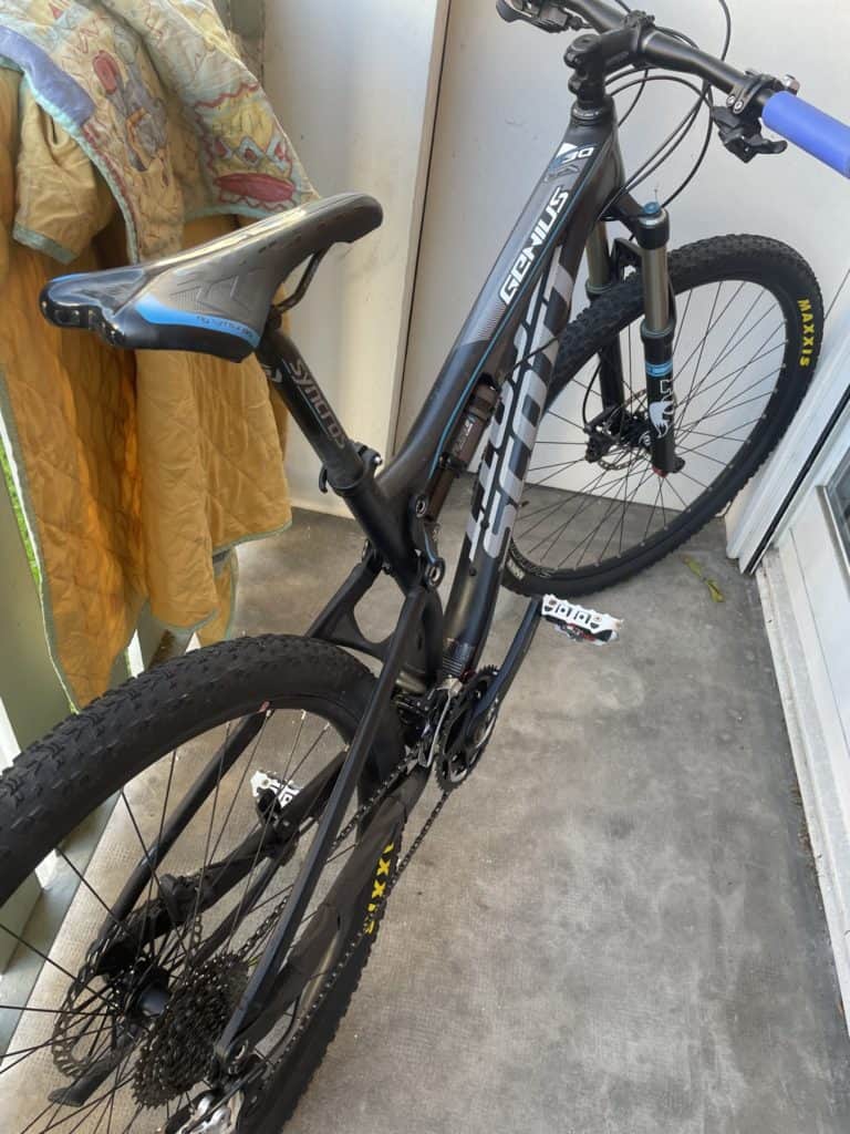 Comprar SCOTT GENIUS 930 29 2013 VENDRE-SON-VELO.COM