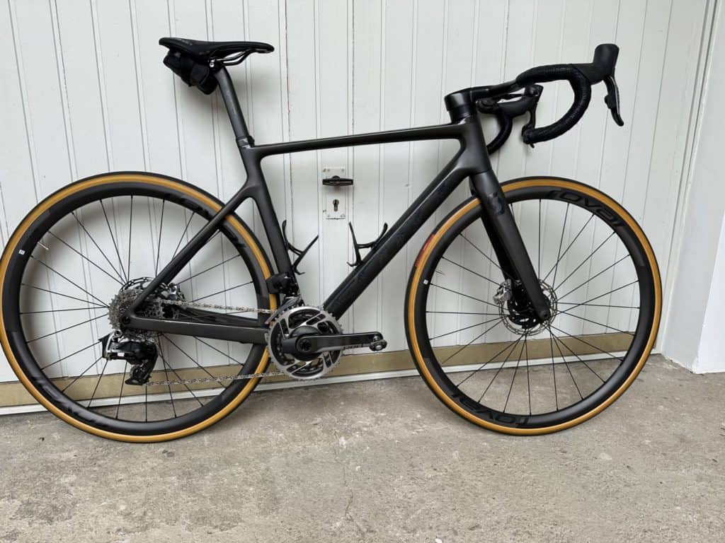 Scott Addict RC Ultimate 2020 used SLR road bike