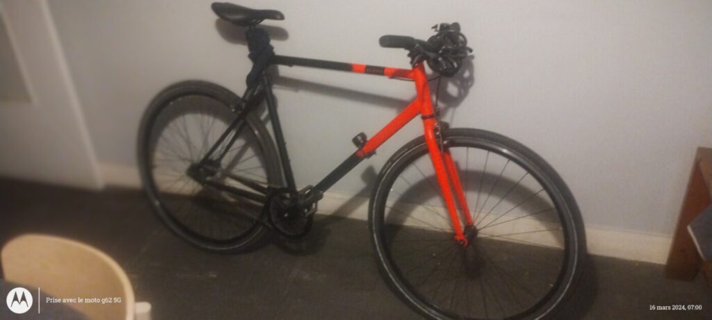 Single speed 500 decathlon 2022 fixie occasion - VENDRE-SON-VELO.COM